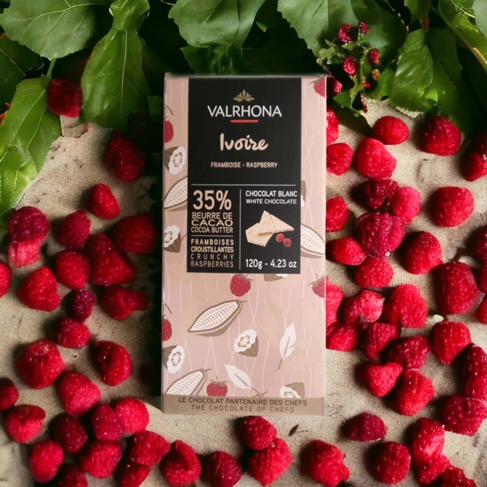 Valrhona: white chocolate with raspberries "Blanc Ivoire Framboise"